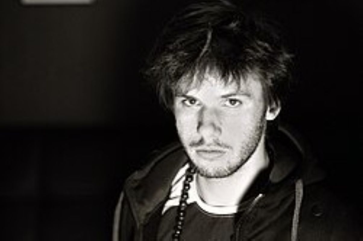 Orelsan, la fuite vers l’âge adulte : ce que cache vraiment son nouvel ...