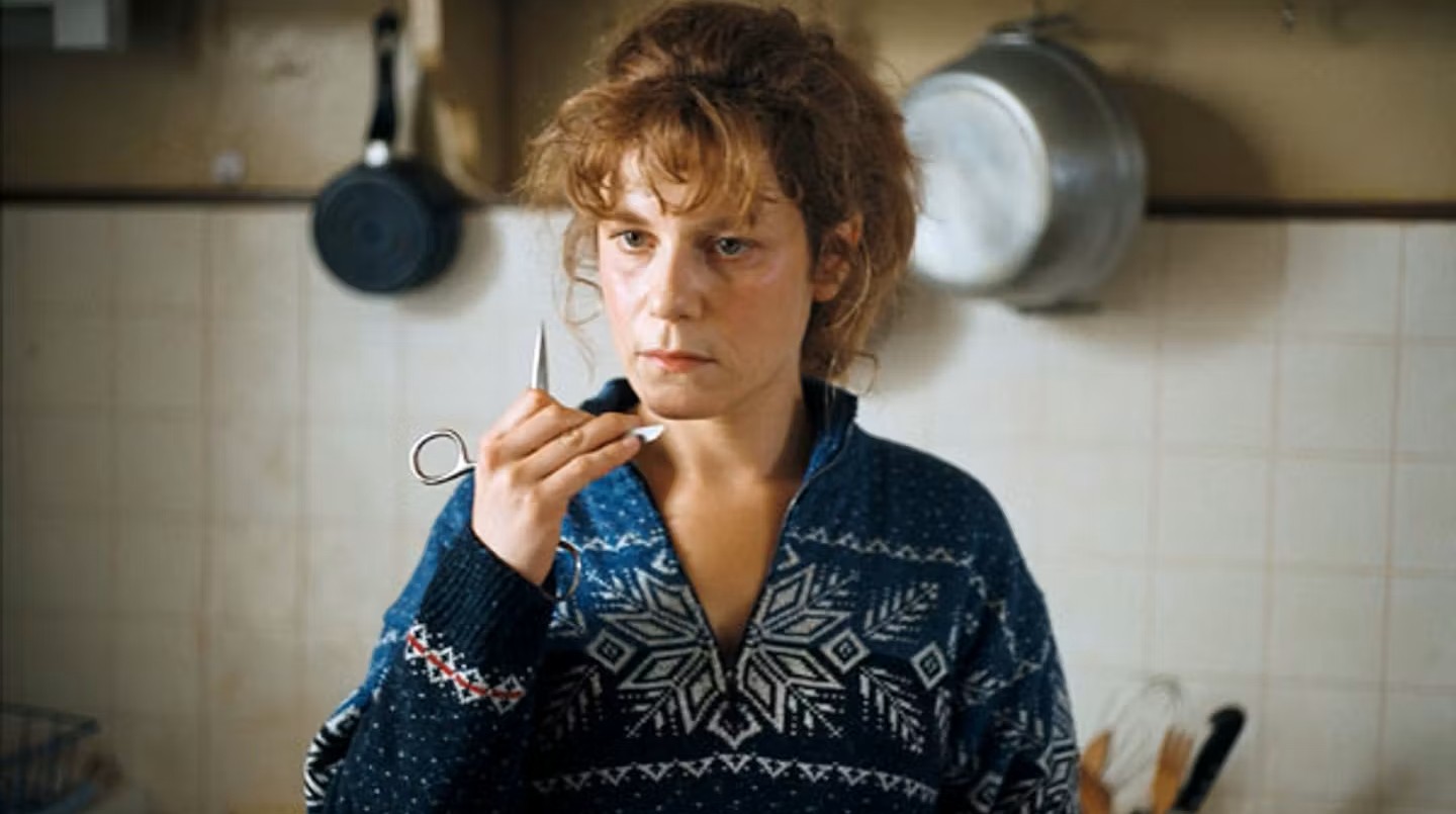 Darling (2007) : la fin expliquée de l’histoire de Catherine - Maghreb ...